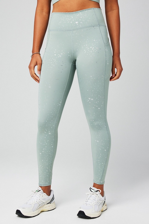 It Girl 2-Piece Outfit - Fabletics