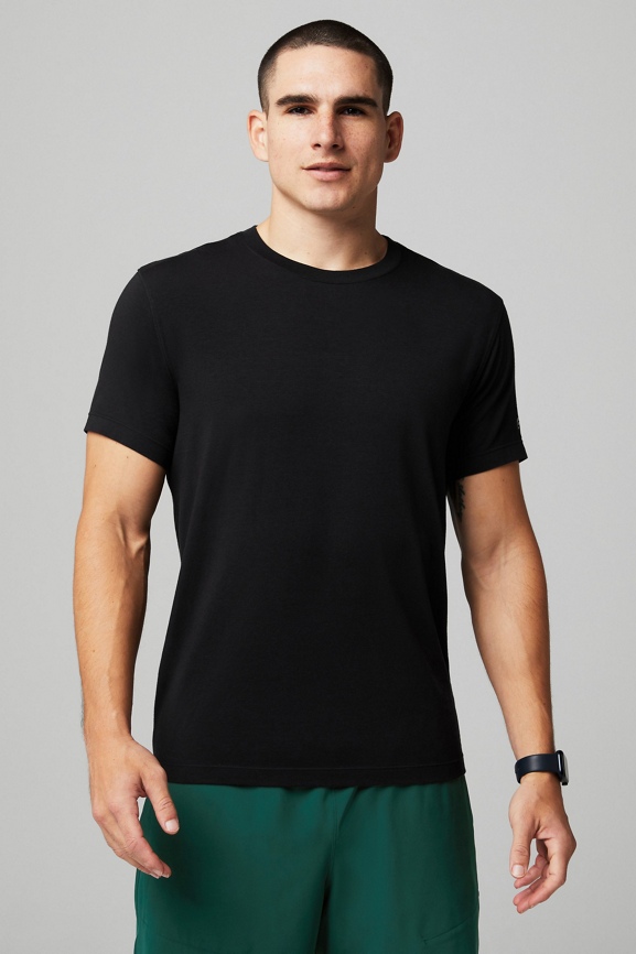 The Essential 2-Piece Outfit - Fabletics