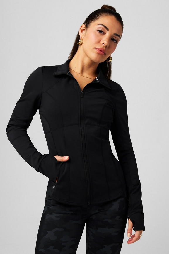 Women's Jackets, Windbreakers & Puffers | Fabletics
