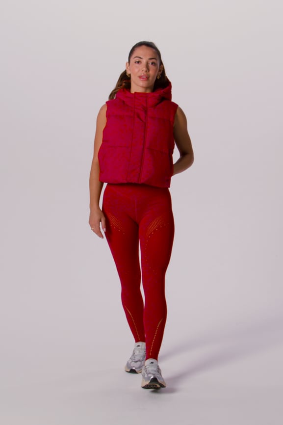 Essential Cropped Hooded Puffer Vest - Fabletics