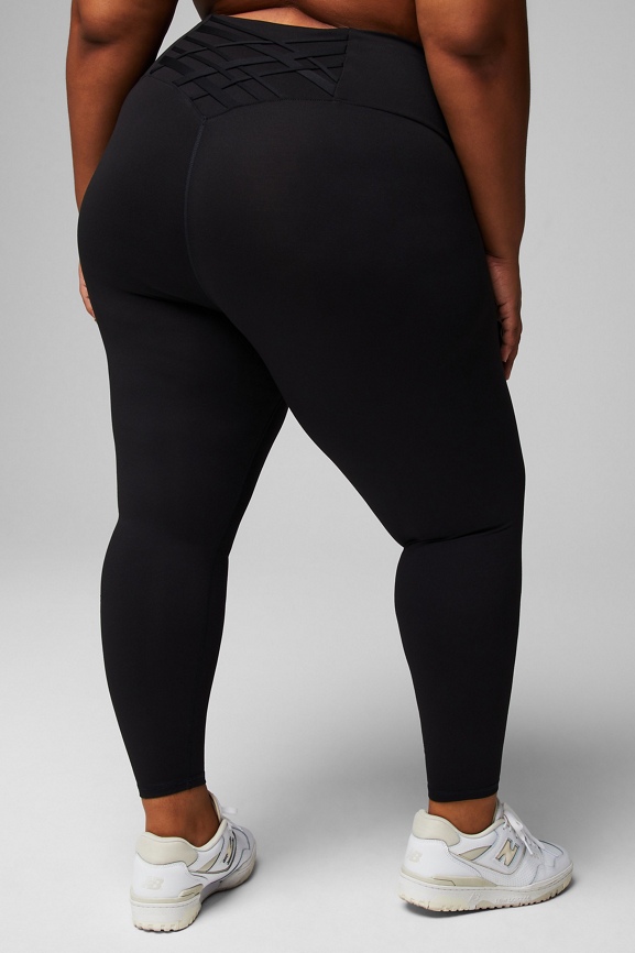 Plus Size Workout Clothes & Activewear for Women | Fabletics