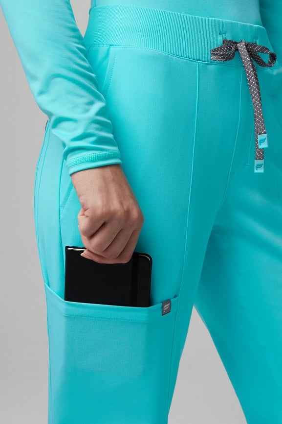 Ion Scrub Pant - Fabletics