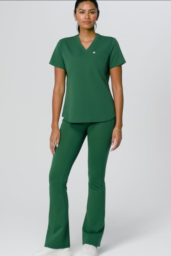 StretchTech™ Kick Flare Scrub Legging - Fabletics