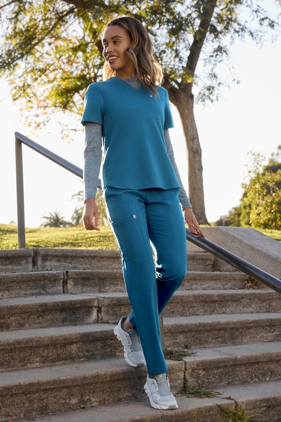 Vital Scrub Top - Fabletics