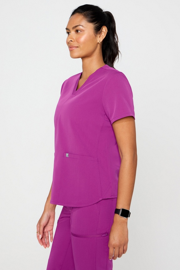 Method 2-Pocket Scrub Top (Petite Fit) - Fabletics